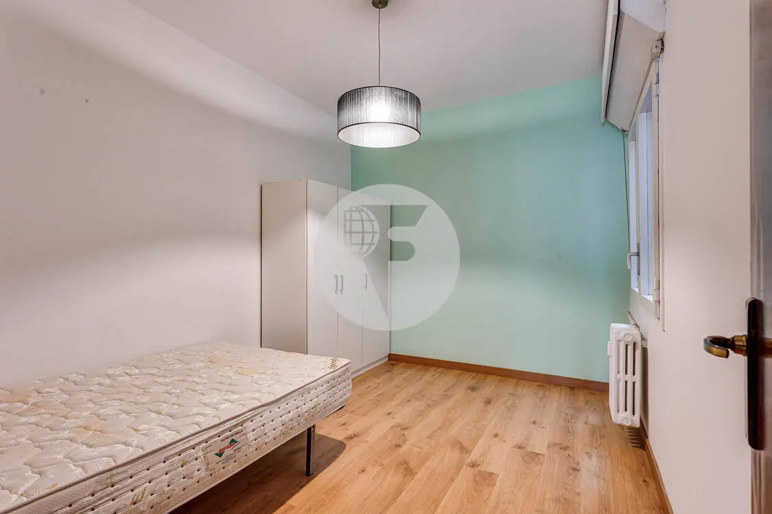Luz, amplitud y terraza privada en una vivienda señorial del corazón del Eixample - Forcadell
